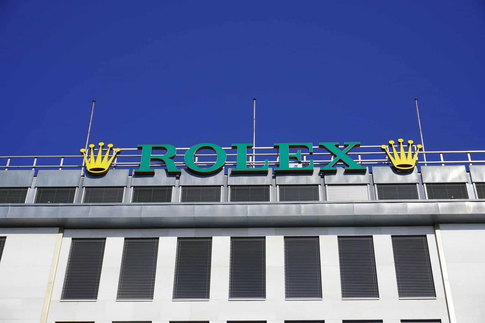 China: Rolex takes its first steps into directly-operated distribution ...