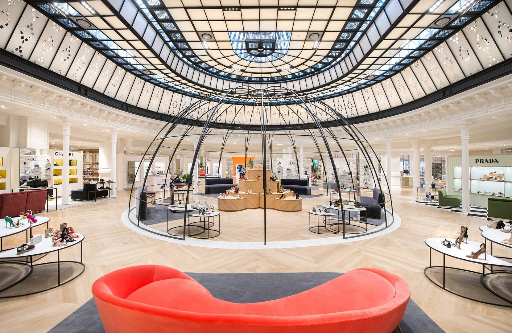 Luxury goods, the leading creator of value in Europe - Luxus Plus