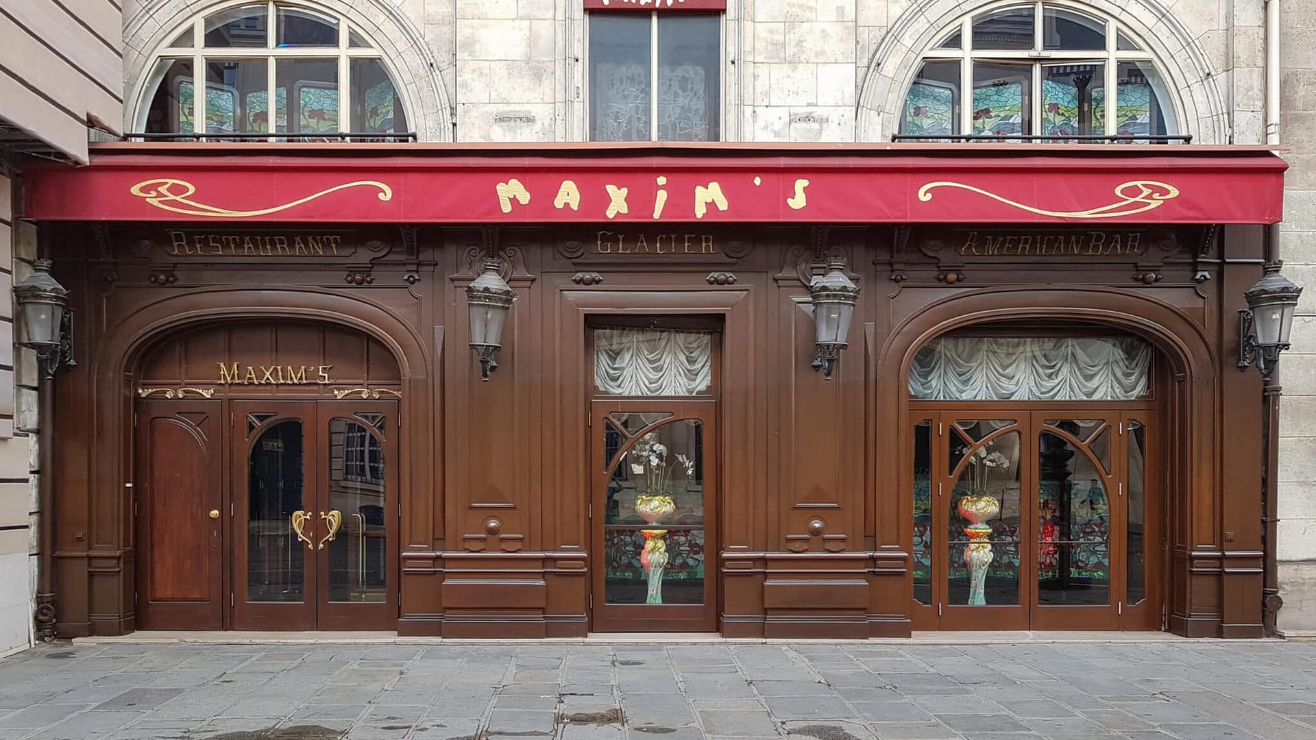 [Luxus Magazine] L’histoire du plus parisien des restaurants : Maxim’s ...