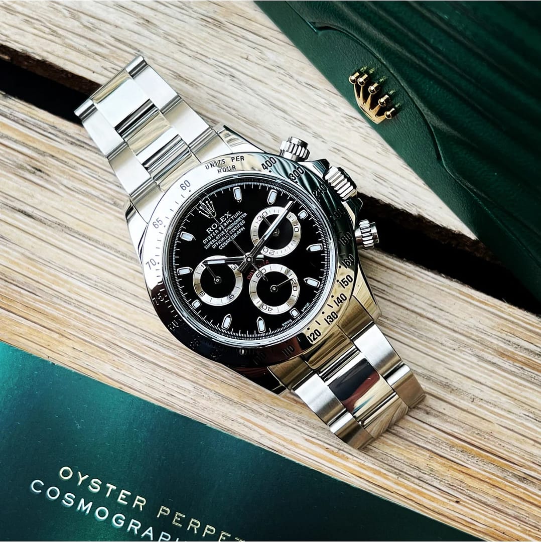 Rolex plans two temporary sites before its move to Bulle (Switzerland ...