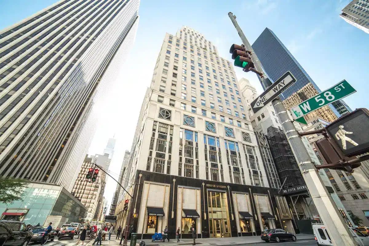 Chanel and LVMH vie for the same building on New York's Fifth Avenue ...