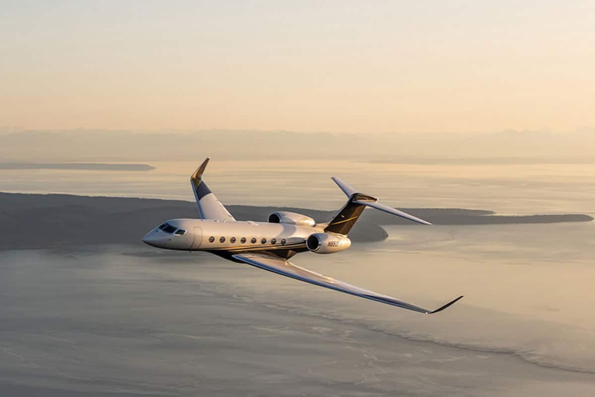 Flexjet raises $800 million in historic investment led by L Catterton ...